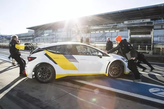 Opel Astra TCR