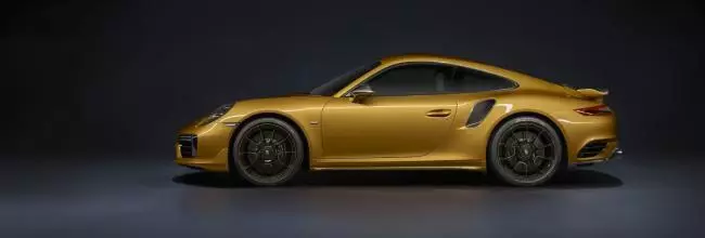 IPorsche 911 Turbo S Exclusive Series: olona luhlu lunamandla