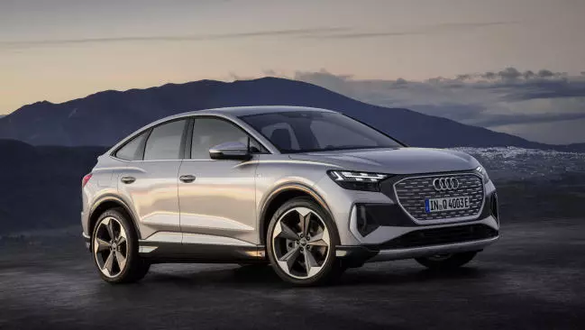 Jaunais Audi Q4 e-tron 2021: pirmais elektriskais kompaktais SUV ir klāt