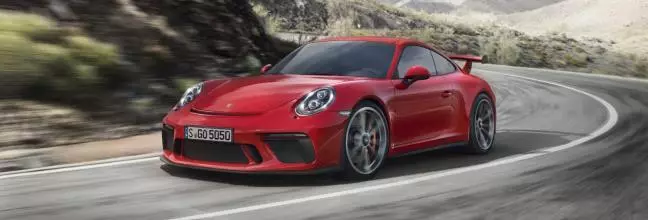 New Porsche 911 GT3: tsakanin titi da kewaye