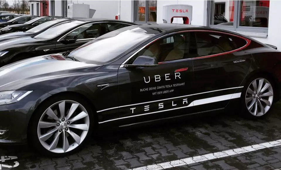 technologie de rupture uber tesla 1