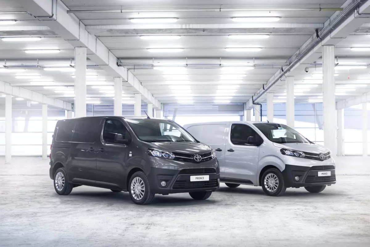 toyota proace