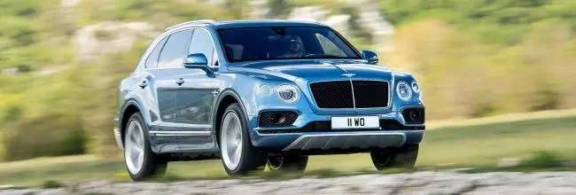 Bentley Bentayga, ny dikan-gazety voalohany