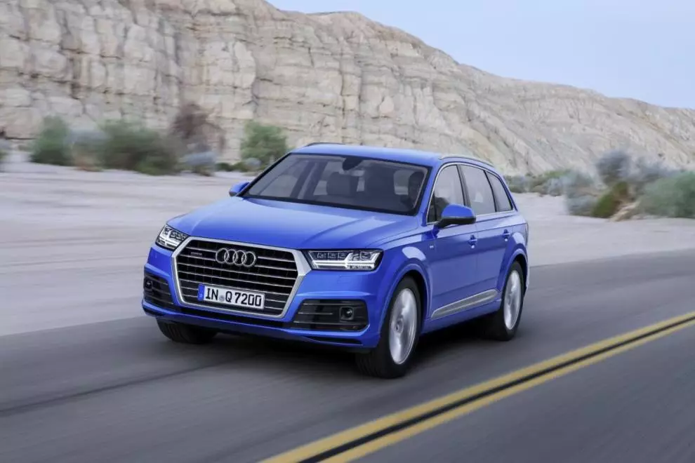 I-Audi Q7