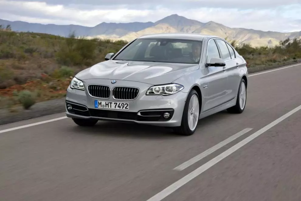 BMW 5 сериясы