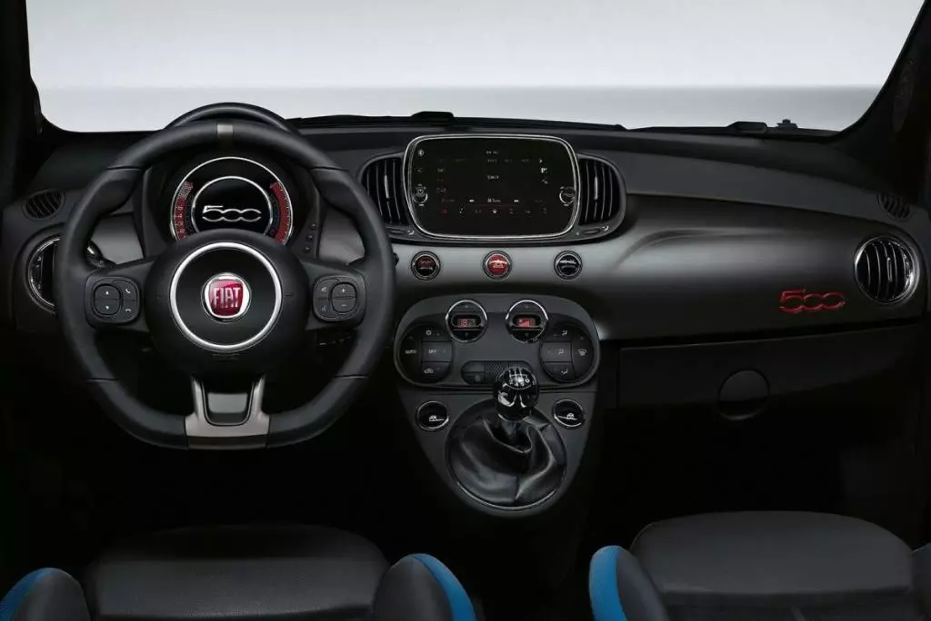 Fiat 500 Interior