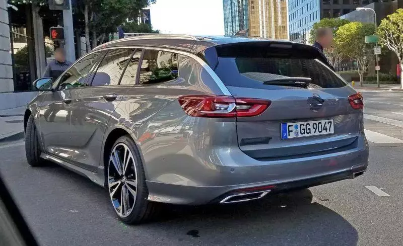 Achter Opel Insignia Grand Sport Tourer 2017