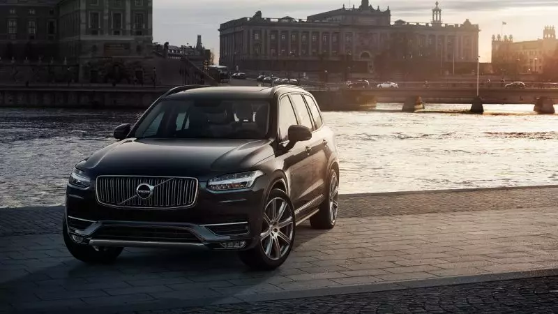 فولفو XC90