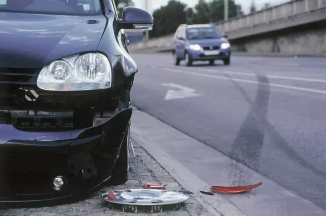 Accidenter Autosbehënnerung 1