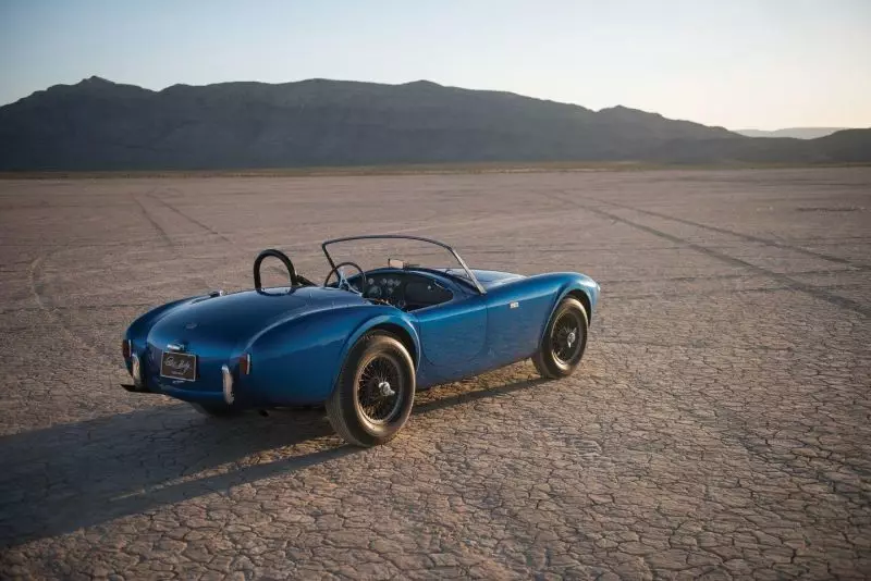 N'azụ 1st Shelby Cobra