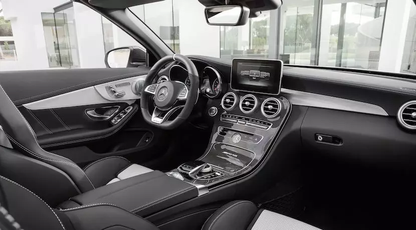 Interior Mercedes-AMG C 63 Cabrio