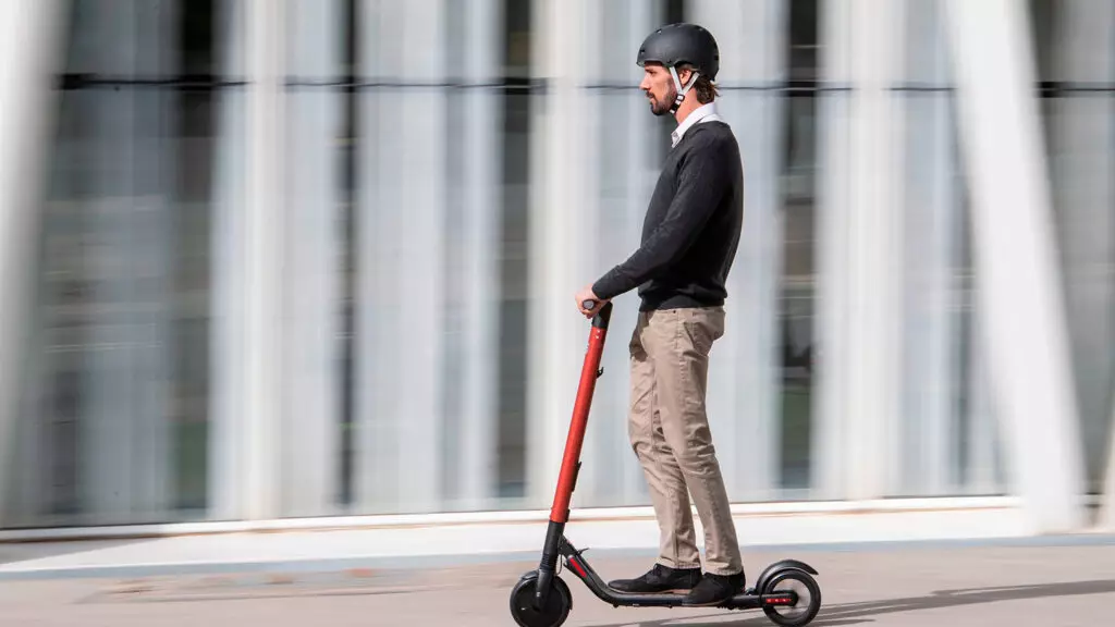 elektryske scooter helm