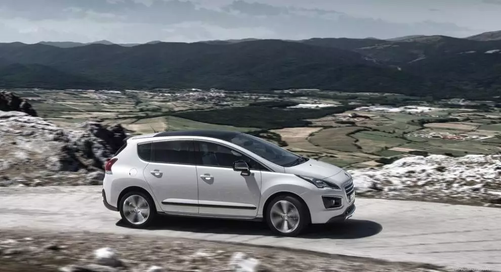 Peugeot 3008 ibrida4