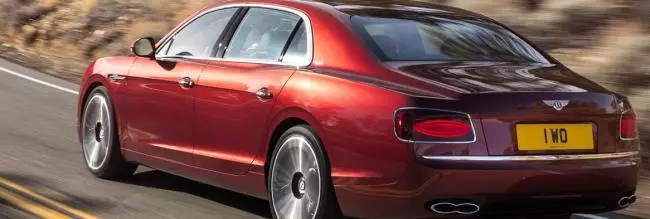 Bentley Flying Spur V8 S: 턱시도를 입은 '야수'