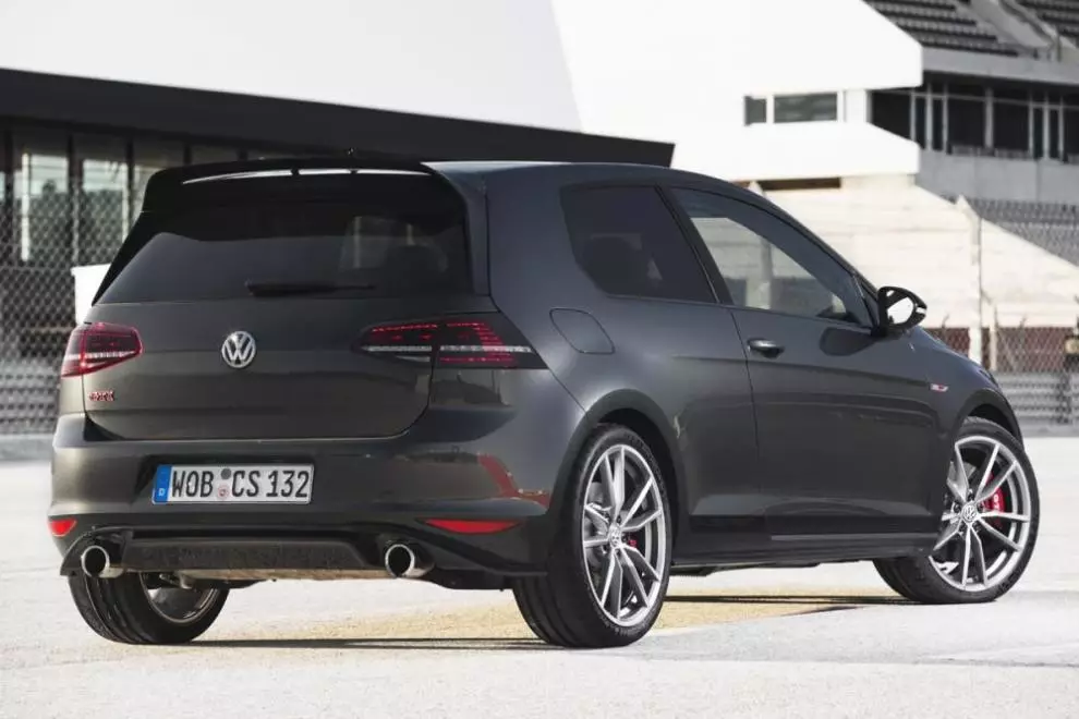 အနောက် Volkswagen Golf GTI Clubsport