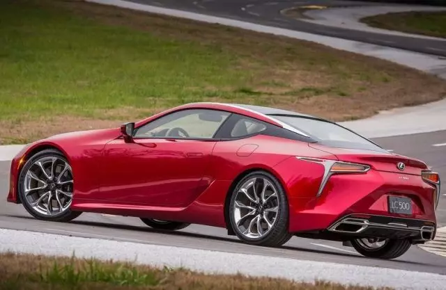 E pasme Lexus LC 500