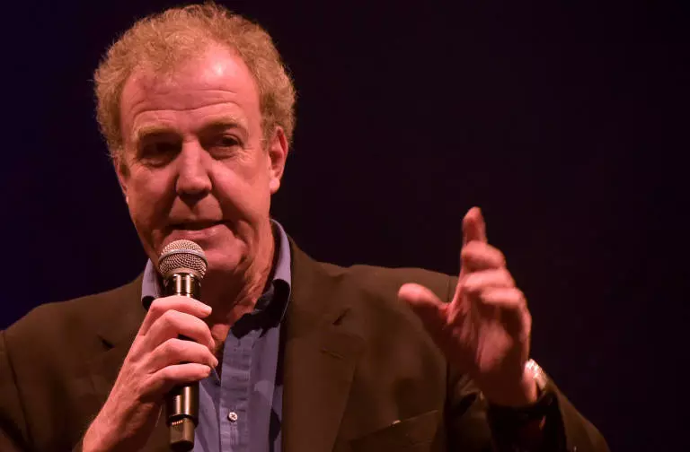 Jeremy Clarkson yn dweud y gallai ddychwelyd i Top Gear? am un prawf olaf