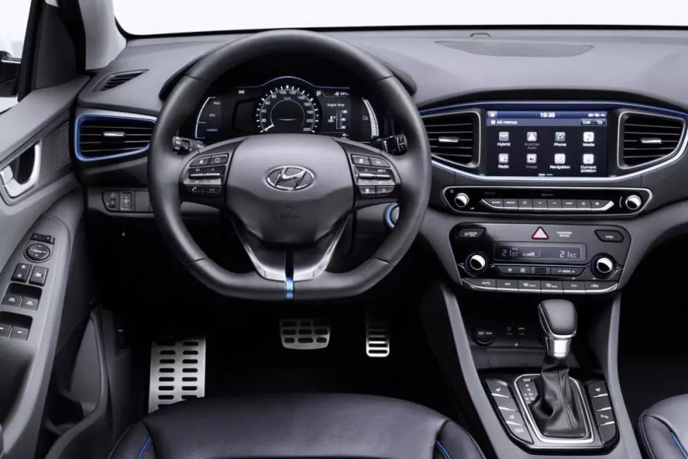 Ime ụlọ Hyundai Ioniq