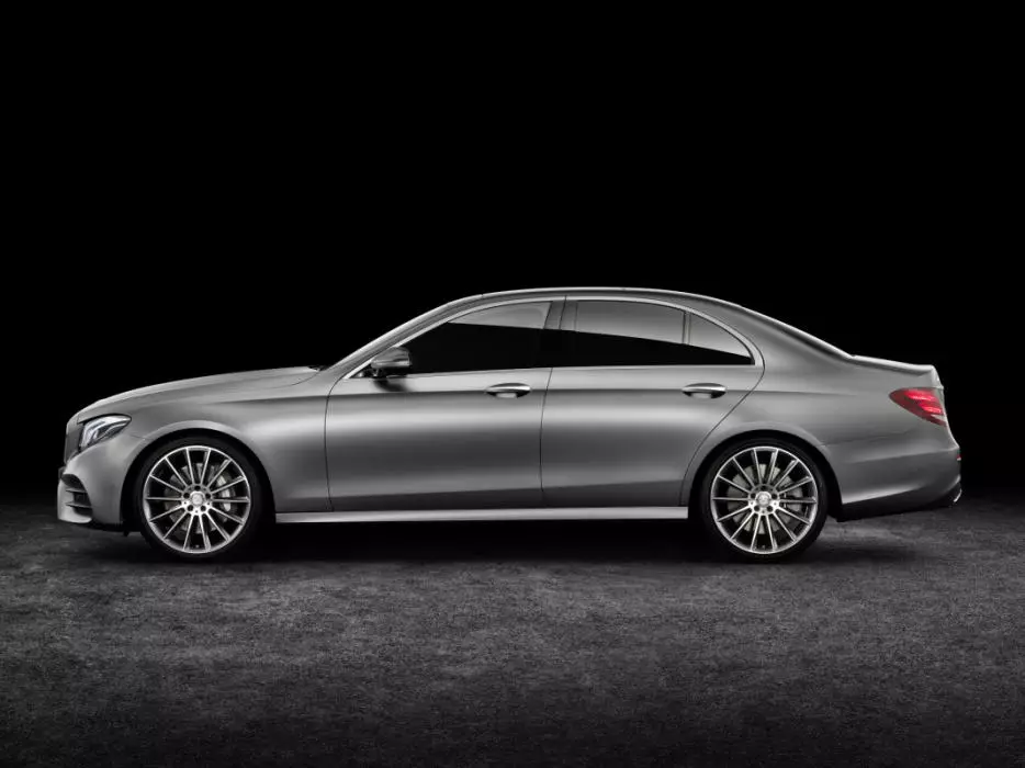 Mercedes-Benz E-Class: new engines