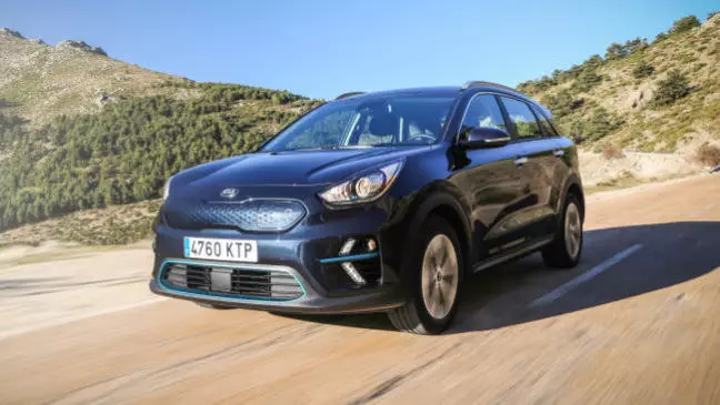 Iifoto ze-Kia e-Niro isebenza