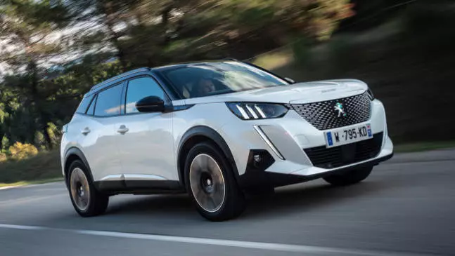 Nuotraukos: Peugeot e-2008 2020 išbandyta