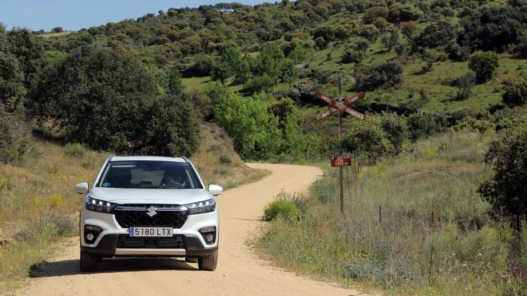 د سړک ازموینه سوزوکي S-Cross Arribes del Duero