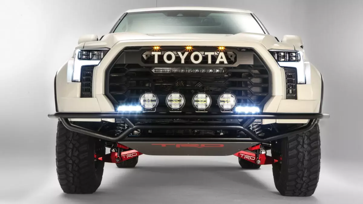 IToyota Tundra Desert Chase TRD