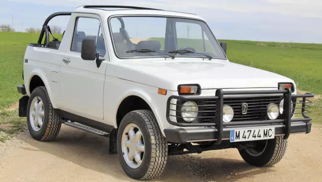 Lada Niva Cabrio：Rara Avis 的故事