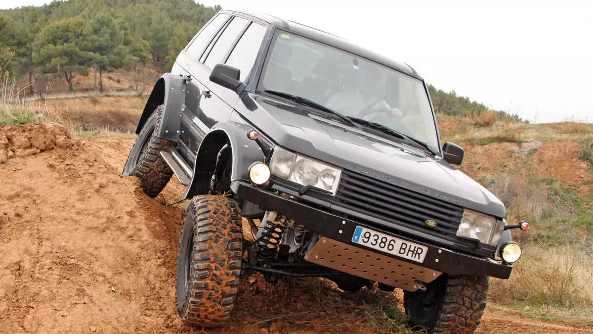 Så här ser en Range Rover P38 V8 3.9 ut förberedd till det yttersta