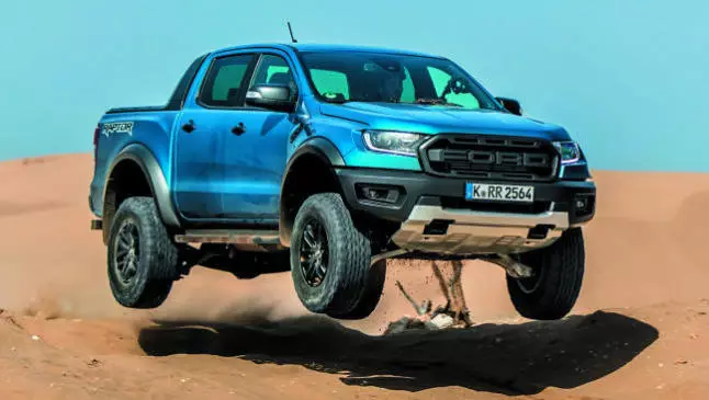 Ford Ranger Raptor valokuvatesti