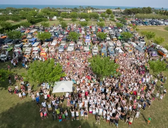 The 'FurgoVolkswagen' na-achịkọta ihe karịrị 3000 Fans