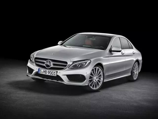 rival mercedes clase c