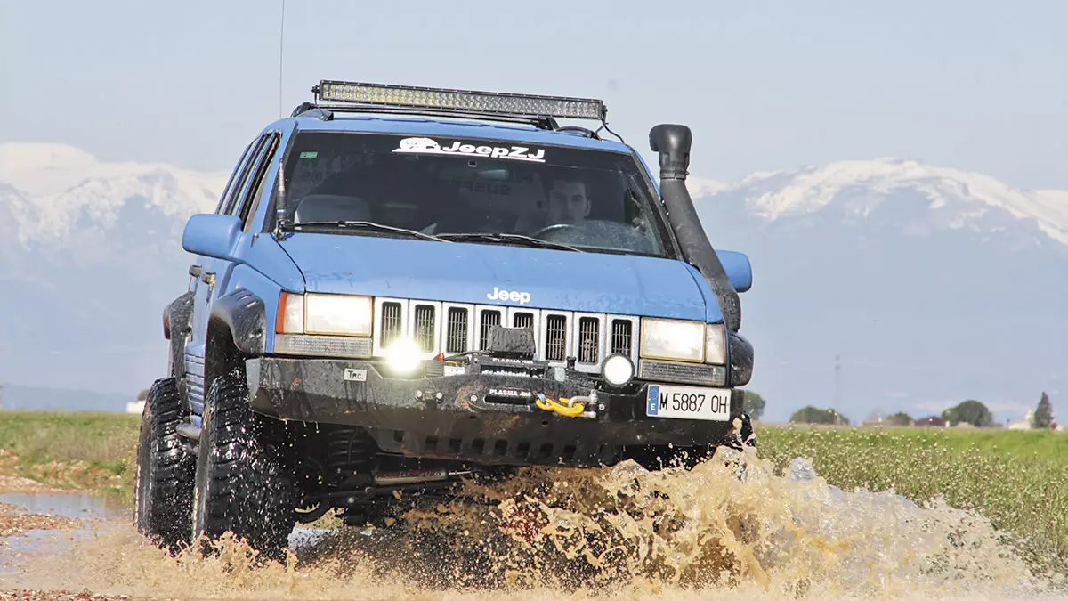 Jeep Grand Cherokee ZJ 4.0 Laredo: preparation in extremis