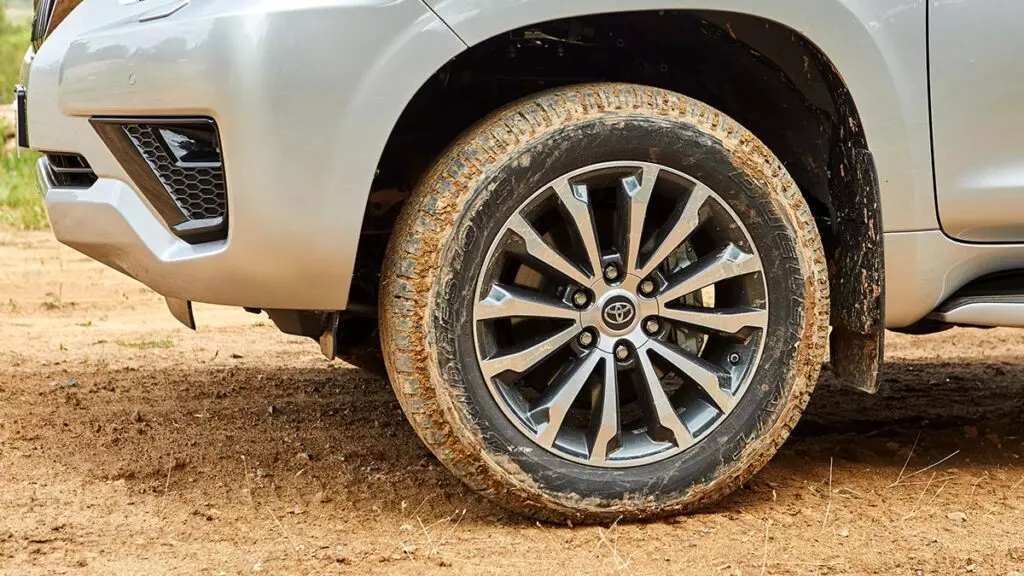 toyota land cruiser wheel