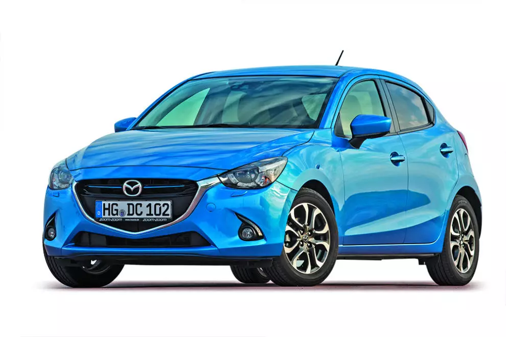 Mazda 2 newydd