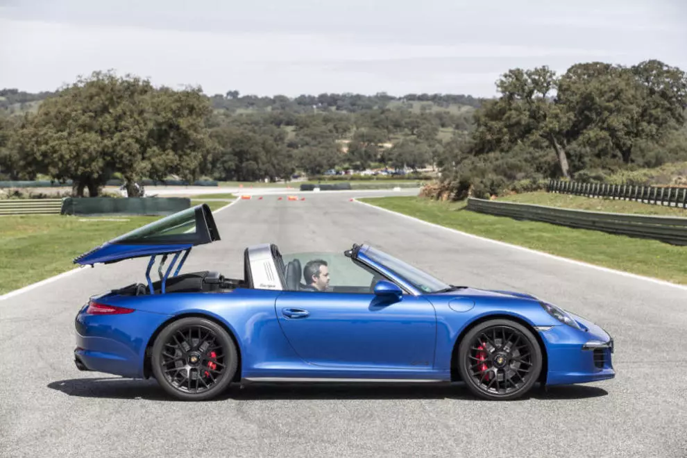 Posche 911 Targa 4 GTS, proses gapio