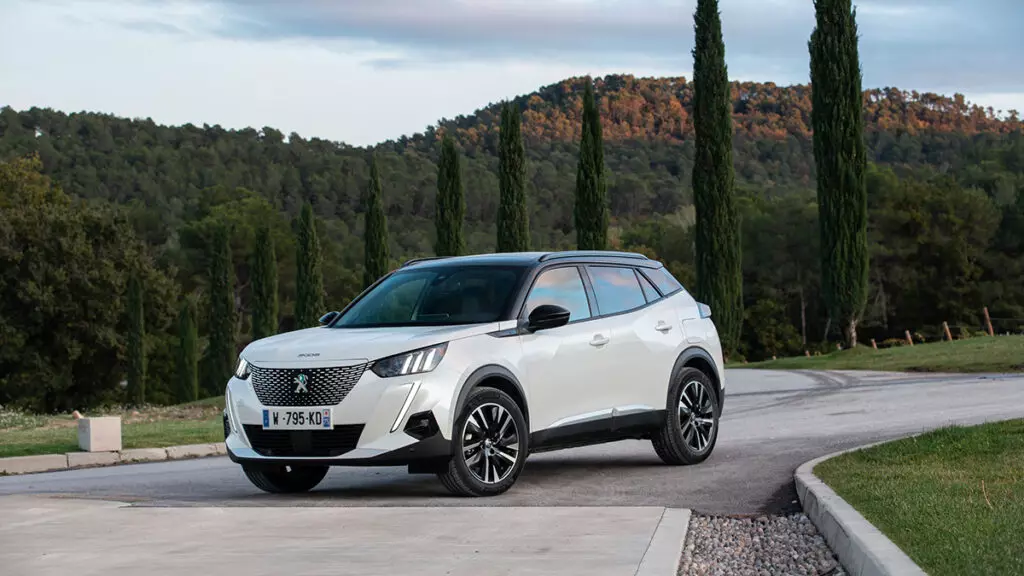 peugeot 2008 электрычны