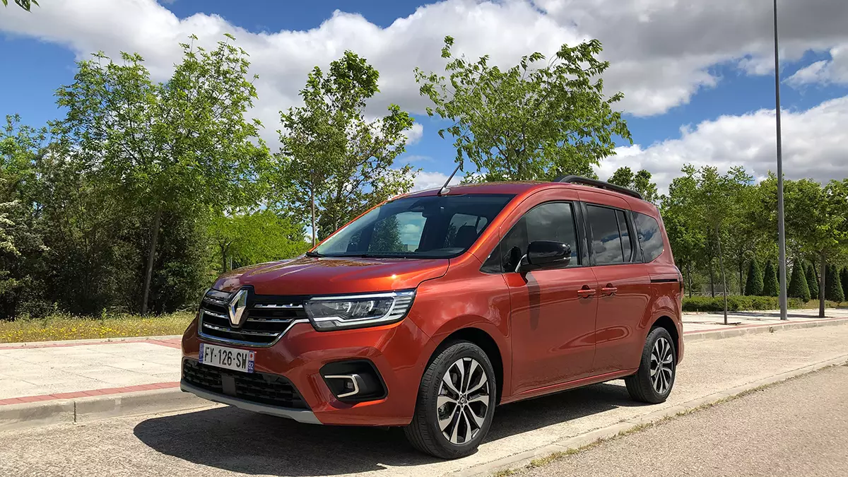 Renault Kangoo Combi 2022: 새로운 제품군의 가격