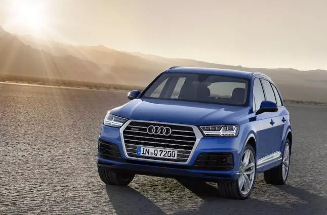 Audi Q7 2015 року