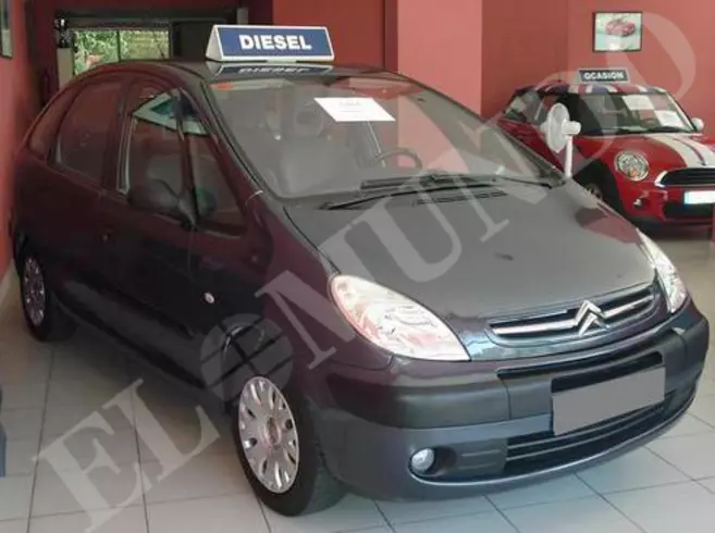 citroen xsarapicasso pederast isi