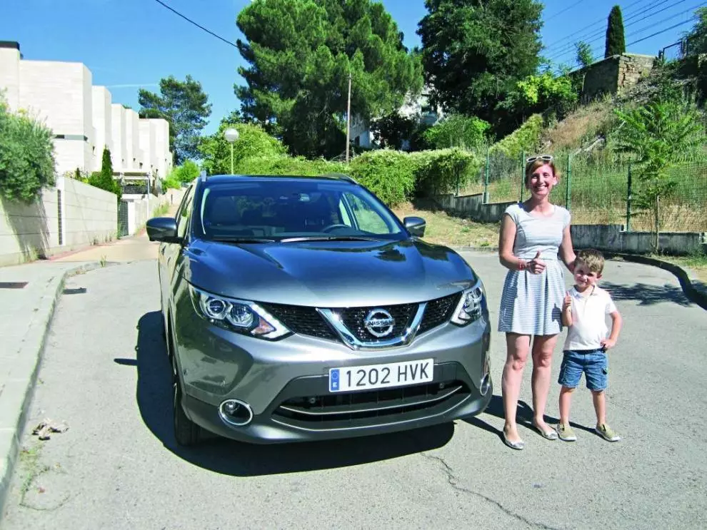 NUria Fdez.-Longoria testuje Nissan Qashqai