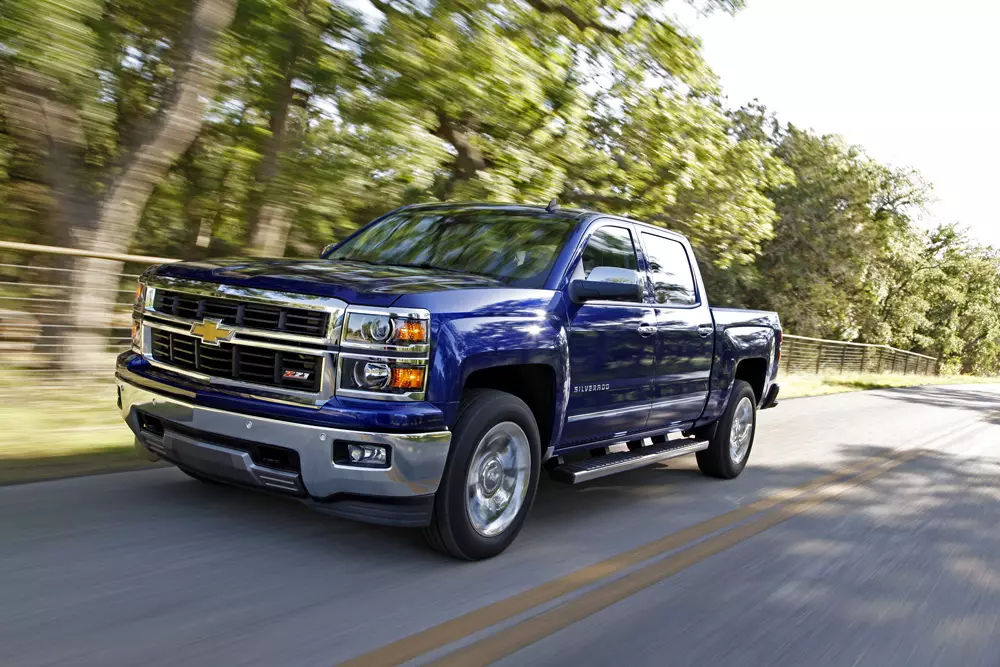 Chevrolet Silverado 1