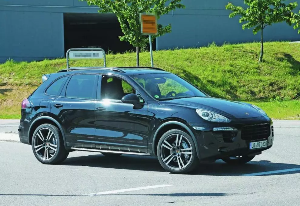 bmwycayenne06