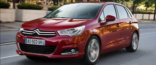 “Citroen C4 2011”