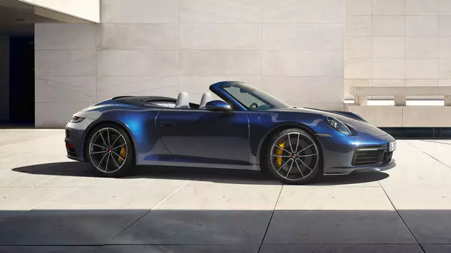 Porsche 992 Convertible