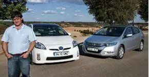 Toyota Prius Executive проти Honda Insight Executive