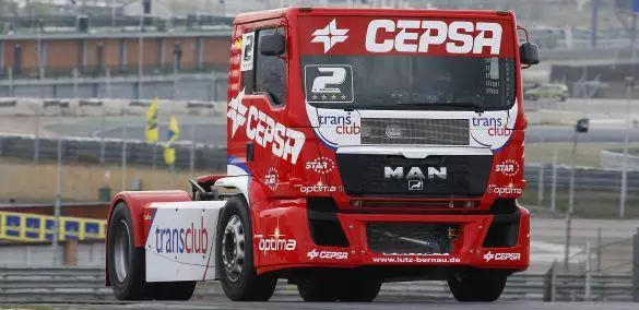 MAN Truck: CEPSA Team