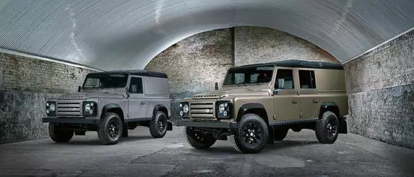 land rover defender xtech 1