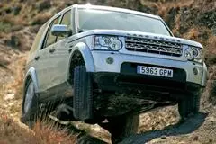 land-rover-darganfod-30-tdv6