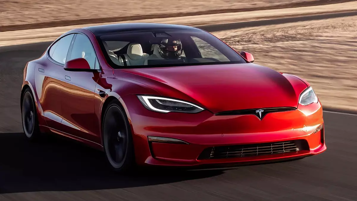 Tesla Model S Plaid får ett nytt spårläge